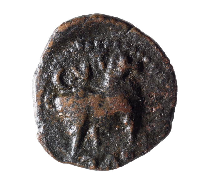 Cayo y Lucio sosteniendo un escudo / Toro - Colección - Museo Nacional ...
